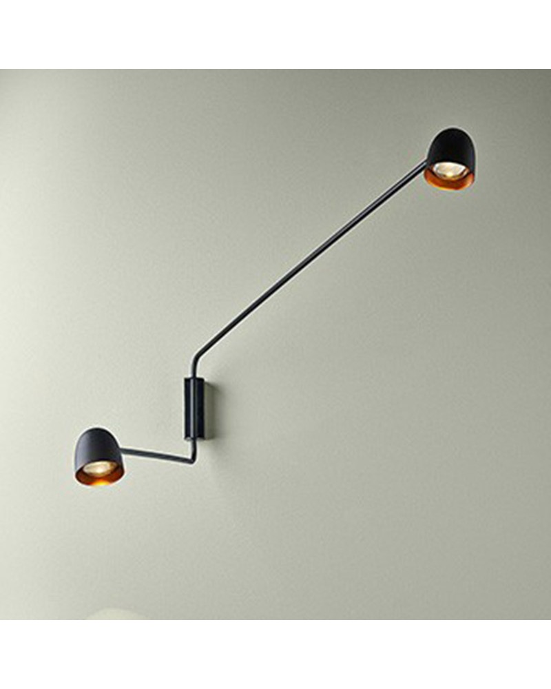Aplique de pared con dos brazos SPEERS ARM LED 2x9W 2700K con dos cabezas lumínicas